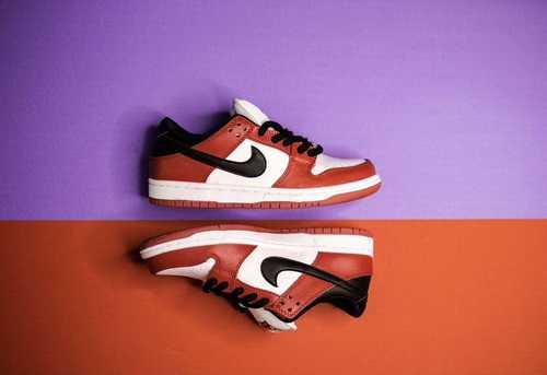 Nike SB Dunk Low Chicago