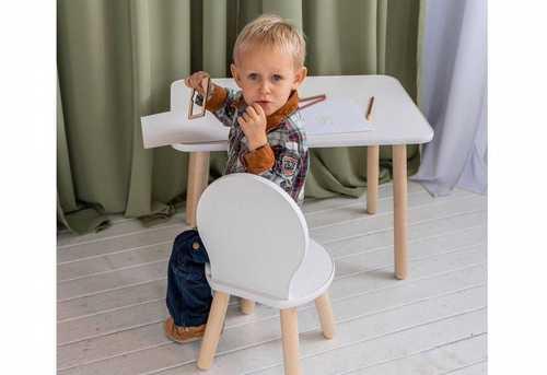 Детский столик и стульчик. Новый