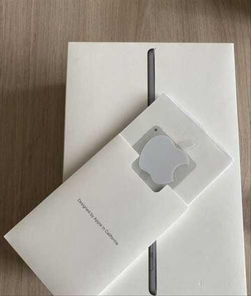 Коробка от iPad mini 5