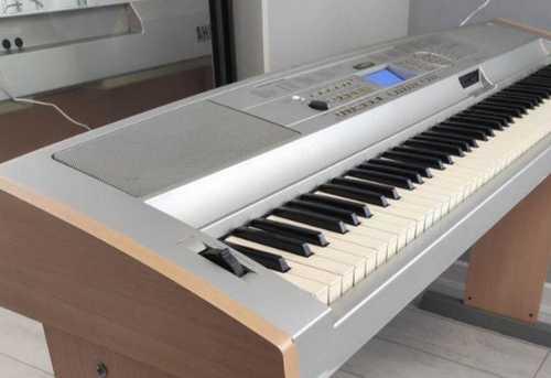 Yamaha DGX-500 синтезатор (88 клавиш)