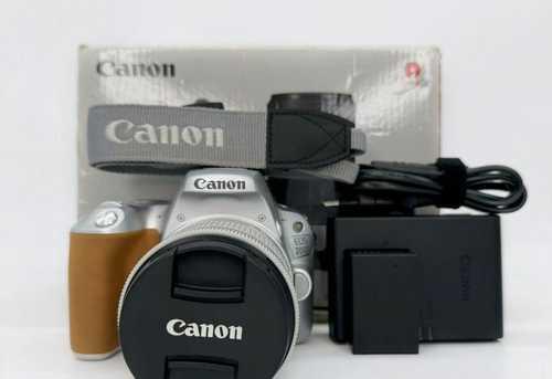 Canon 200D Kit EF-S 18-55mm f/4-5.6 IS STM