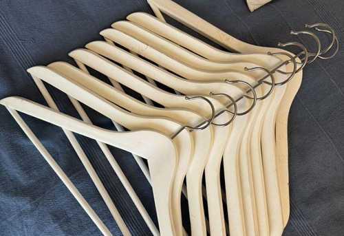 Вешалки плечики деревянные IKEA