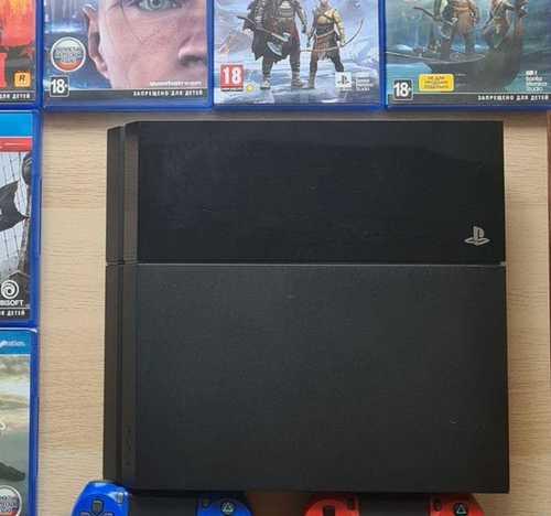 Sony playstation 4 с играми на дисках