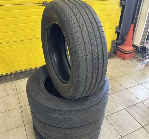 Hankook Ventus Prime 3X K125A 235/65 R17 104H