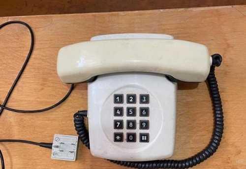 Телефон кнопочный СССР
