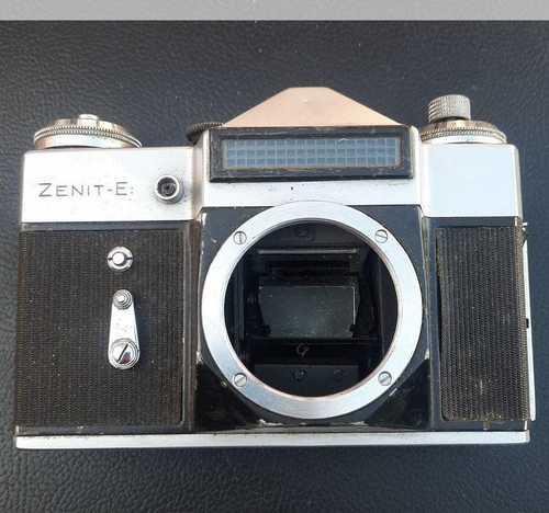 Фотоаппарат Zenit E N72121403 в ремонт