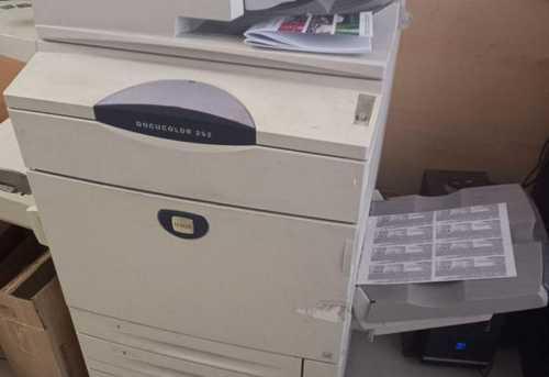 Принтер сканер копир лазерный цветной Xerox 252