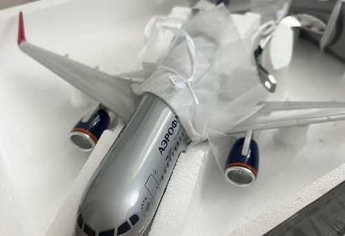 Модель самолета Airbus A320 Aeroflot новый