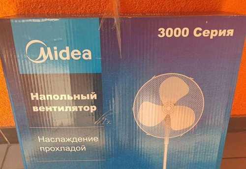 Мощный напольный вентилятор Midea mvfs4002