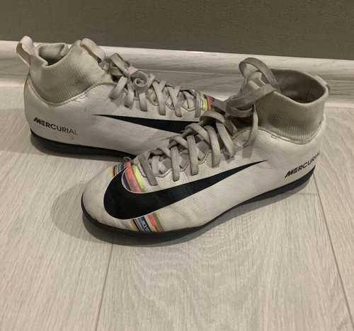 Бутсы сороконожки nike mercurial, 35р