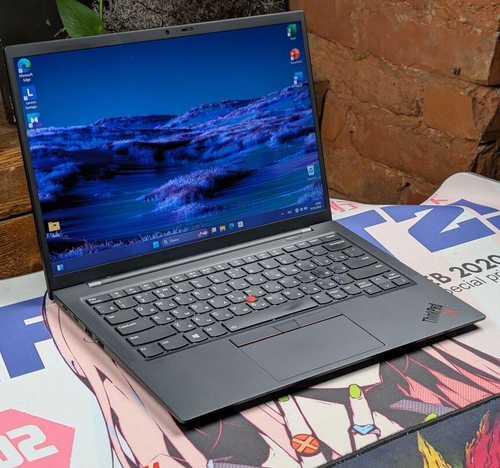 Thinkpad X1 Carbon Gen 9 i5-11