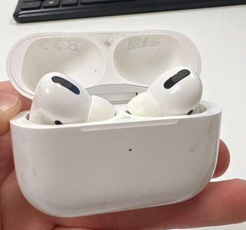 Нашуники AirPods Pro оригинал