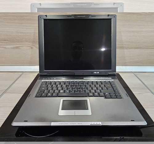15.4" ASUS A6R, Celeron M, RAM 2 ГБ, 60 ГБ, ATI Radeon Xpress 200M
