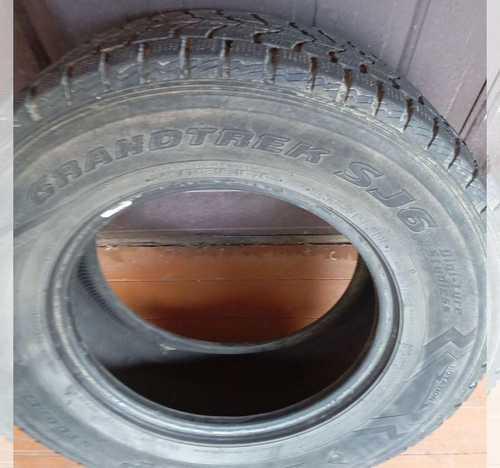 Dunlop Grandtrek AT1 245/70 R16