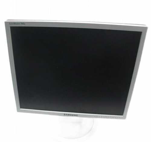 Монитор 17" Samsung 740N, VGA