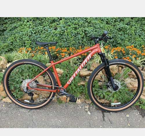 Горный велосипед Specialized Rockhopper Pro 2024