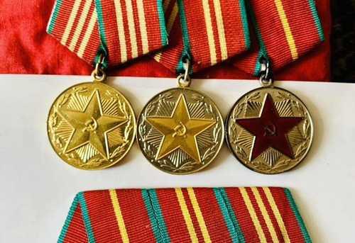 Медали за безупречную службу
