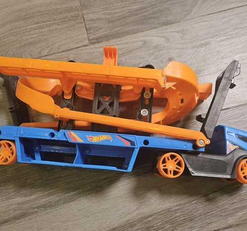 Hot wheels автовоз