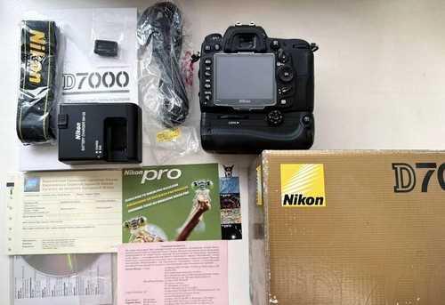 Полный комплект Nikon D7000 (пробег 1 процент)