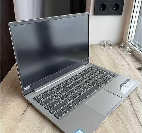 Ноутбук Lenovo ideapad 320s