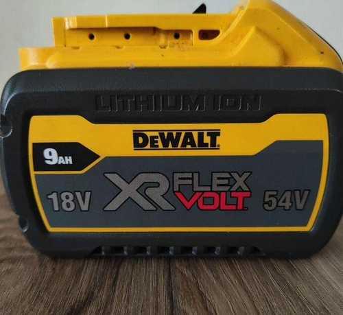 Аккумулятор DeWalt DCB547 з/у DeWalt DCB118