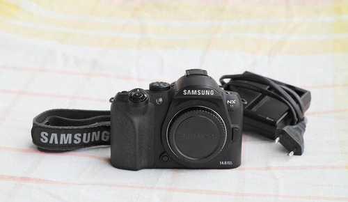 Цифровая фотокамера Samsung NX11