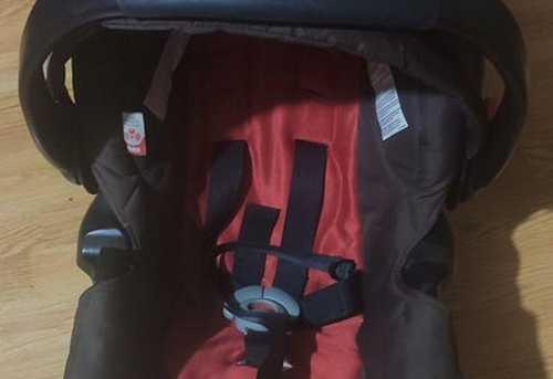 Детское автокресло переноска Graco