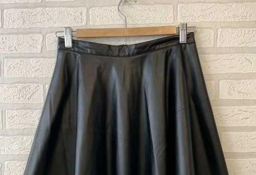 Черная мини юбка