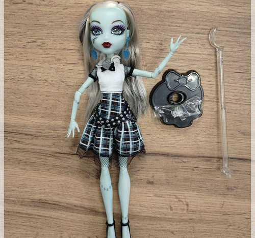 Кукла Monster high Frankie Stein (Mattel)