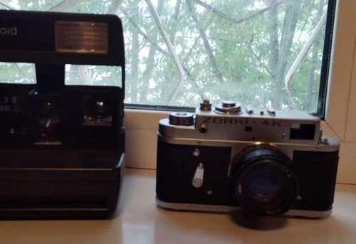 Два фотоаппарата