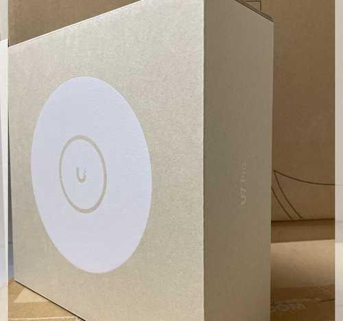 Ubiquiti UniFi U7 PRO