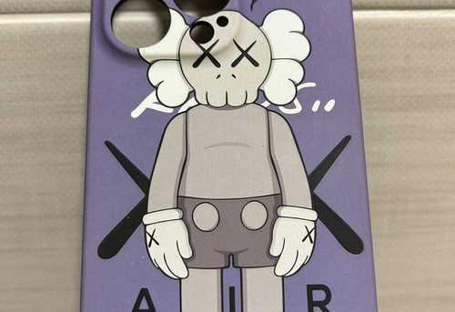 Чехол на iPhone 13 pro max(kaws)