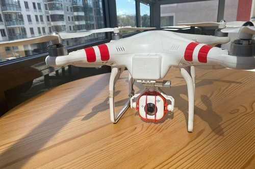 Квадрокоптер DJI Phantom FC40