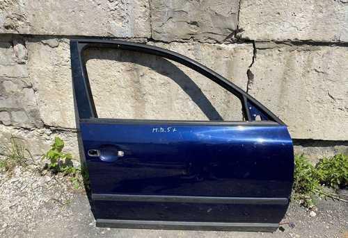 Дверь передняя правая синяя VW Passat B5+