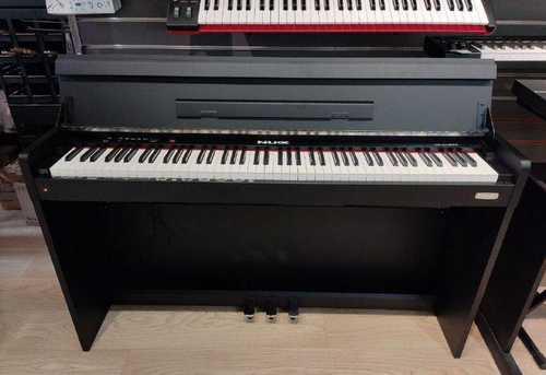 Nux Cherub WK-310-Black - Цифровое фортепиано