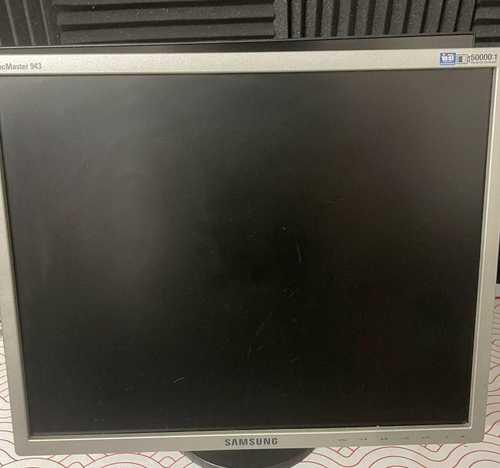 Монитор Samsung SyncMaster 943N-aksb