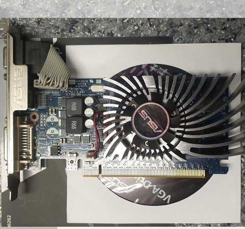 Видеокарта Asus GeForce GT 520