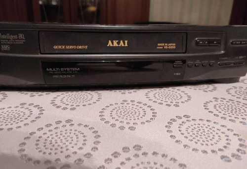 Видеомагнитофон Akai VS-G205