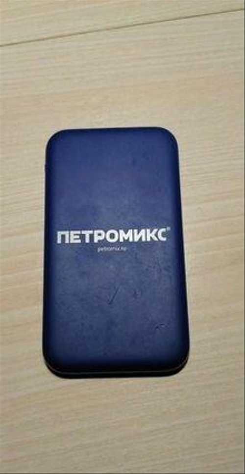 Повербанк Петромикс. На 5000mAh