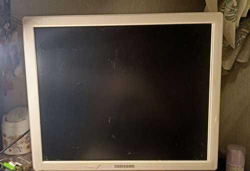 Монитор Samsung SyncMaster 971p