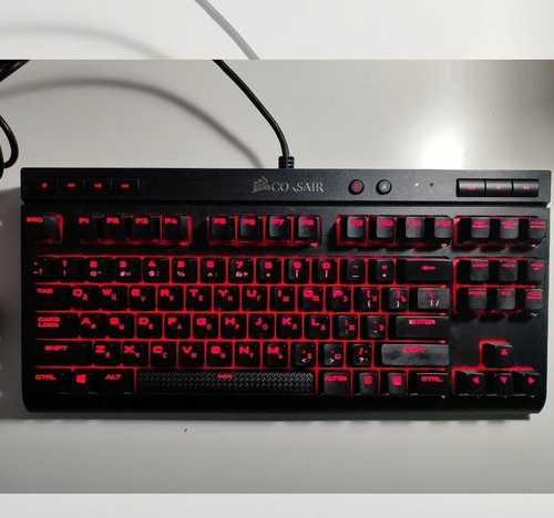 Механическая клавиатура Corsair K63 (Cherry MX Red