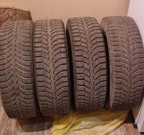 Bridgestone Blizzak Spike-01 195/65 R15 91T