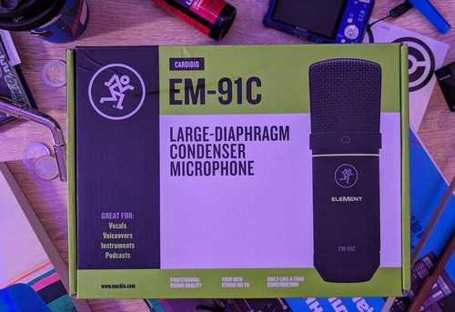 Конденсаторный микрофон Mackie EM-91C