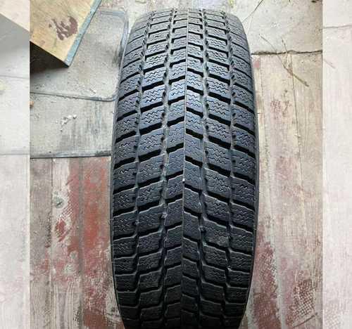 Roadstone Winguard SUV 225/65 R17