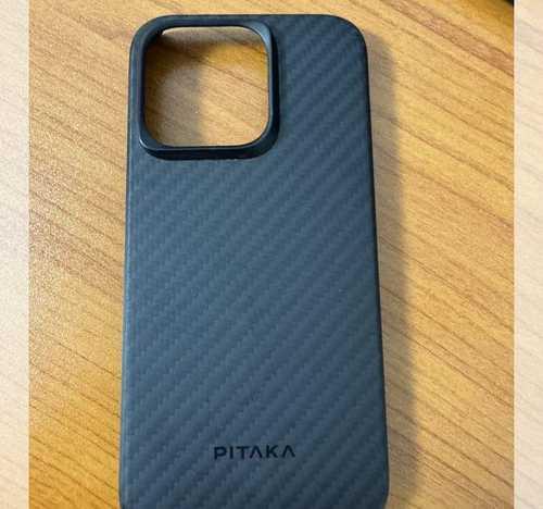 Чехол на iPhone 15 pro pitaka