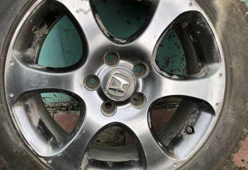 Yokohama 104ZR 215/55 R17