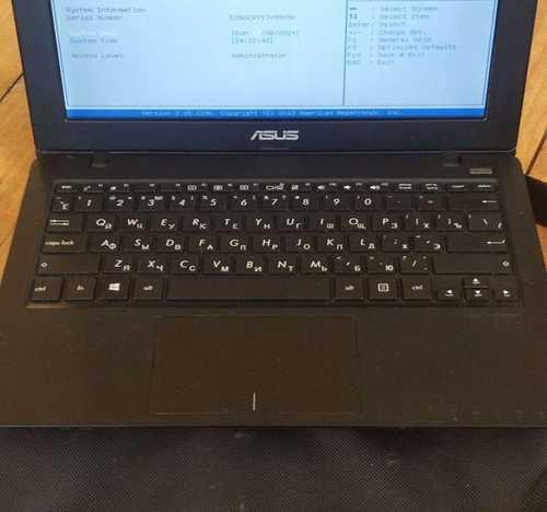 Asus X200m