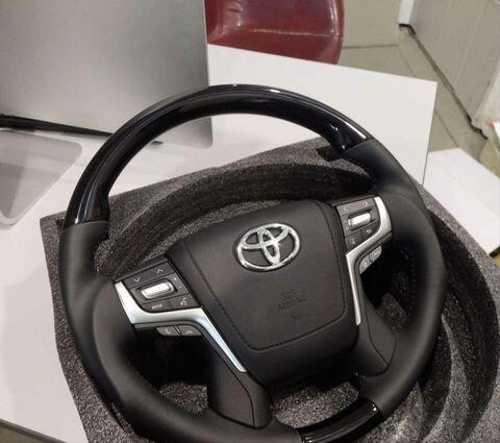 Руль для Toyota Prado 150 С анатомией черный