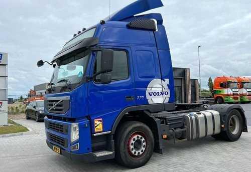 Pазбираем грузовик Volvo FM 2008-2013