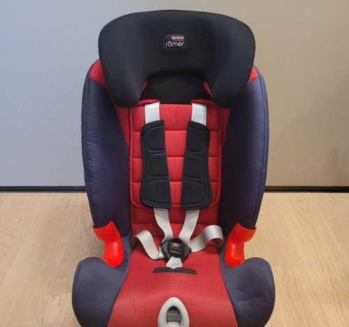 Автомобильное кресло Britax Romer Advasafix